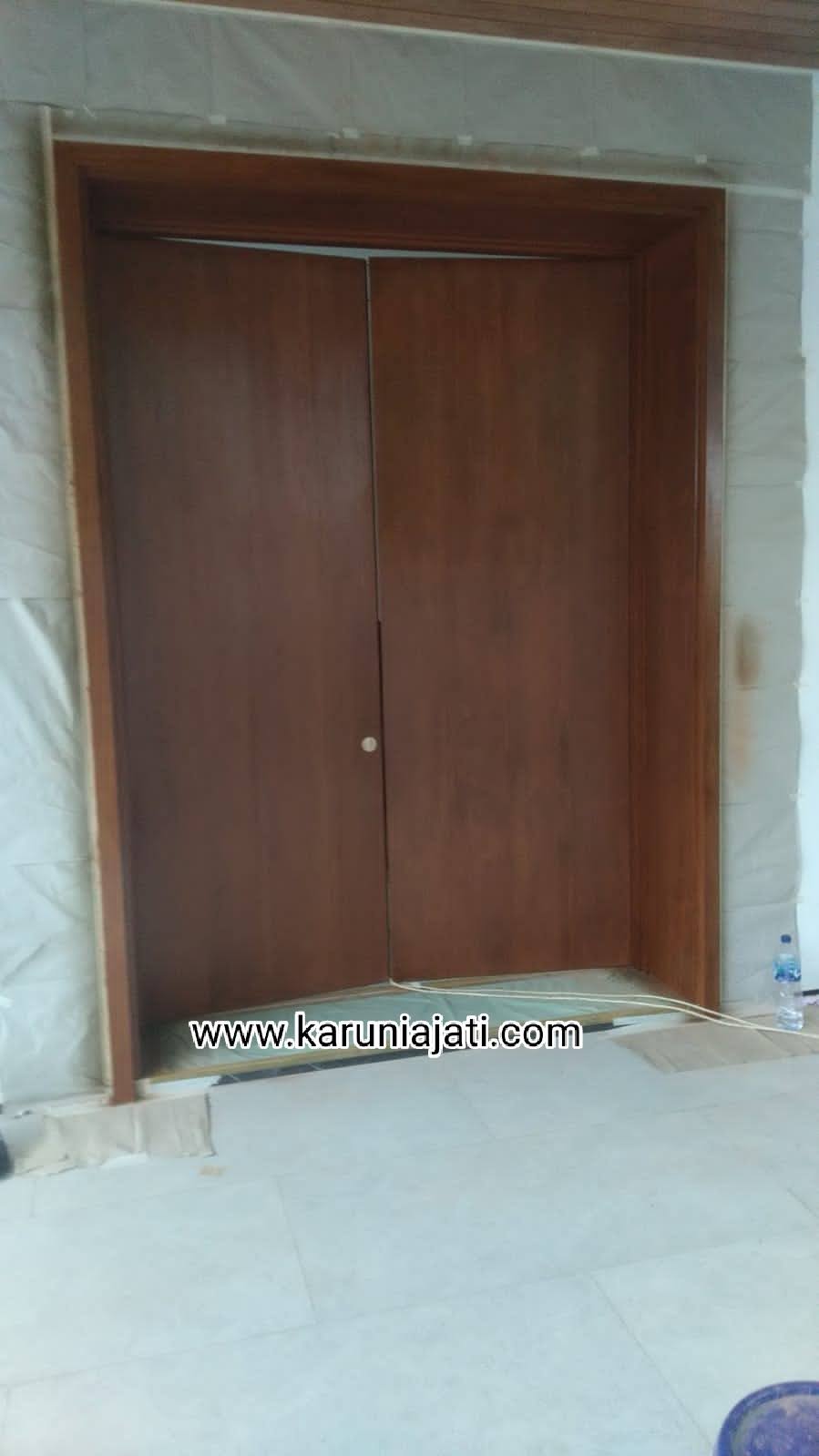 Pintu Kayu Merbau Full Solid Minimalis di Jakarta - PK Karunia Jati